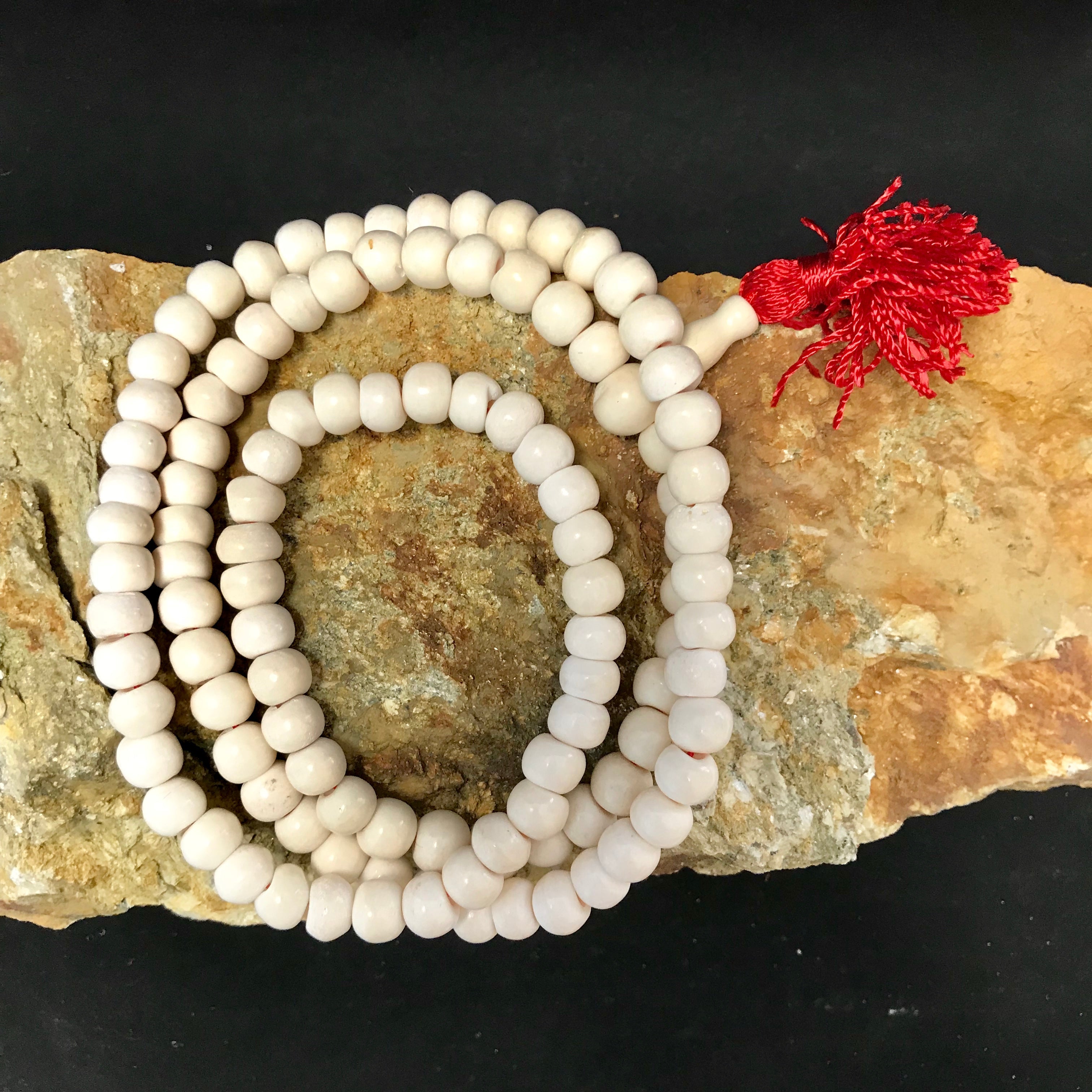 Bone White Mala (108 Beads) – Tibetan Spirit